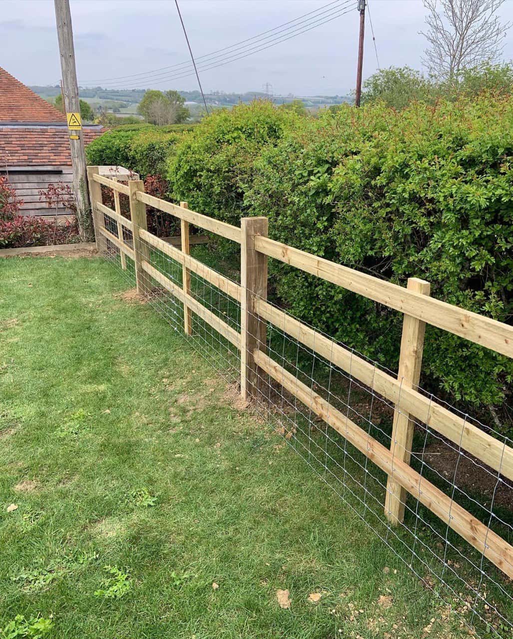 Fast Fix Fencing - Sturdy Post and Rail Fencing
